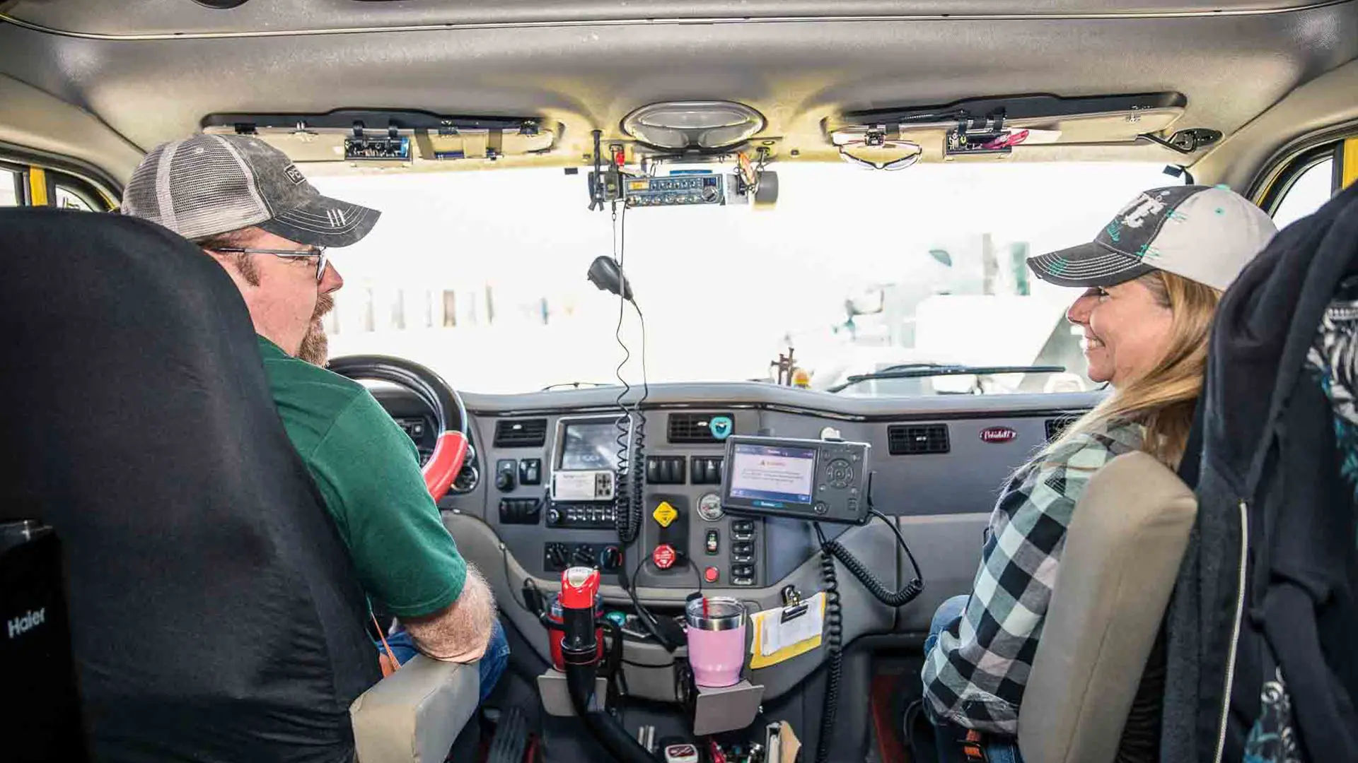 What Are the Benefits of Team vs Solo Driving? - Prime, Inc.