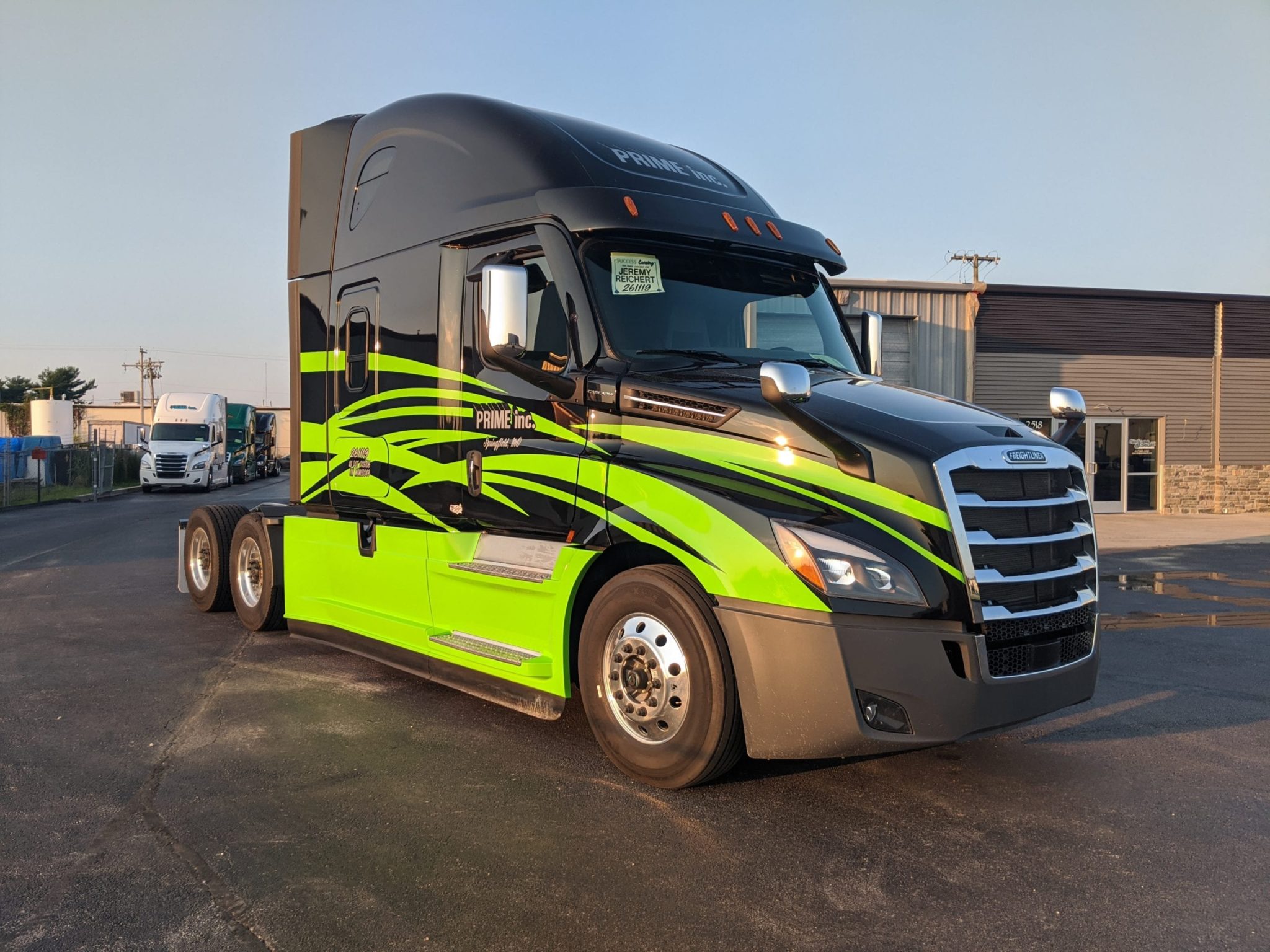 A Complete Guide to Customizing Your Semi-Truck - Prime, Inc. A Complete Guide to Customizing Your Semi-Truck - Prime, Inc.
